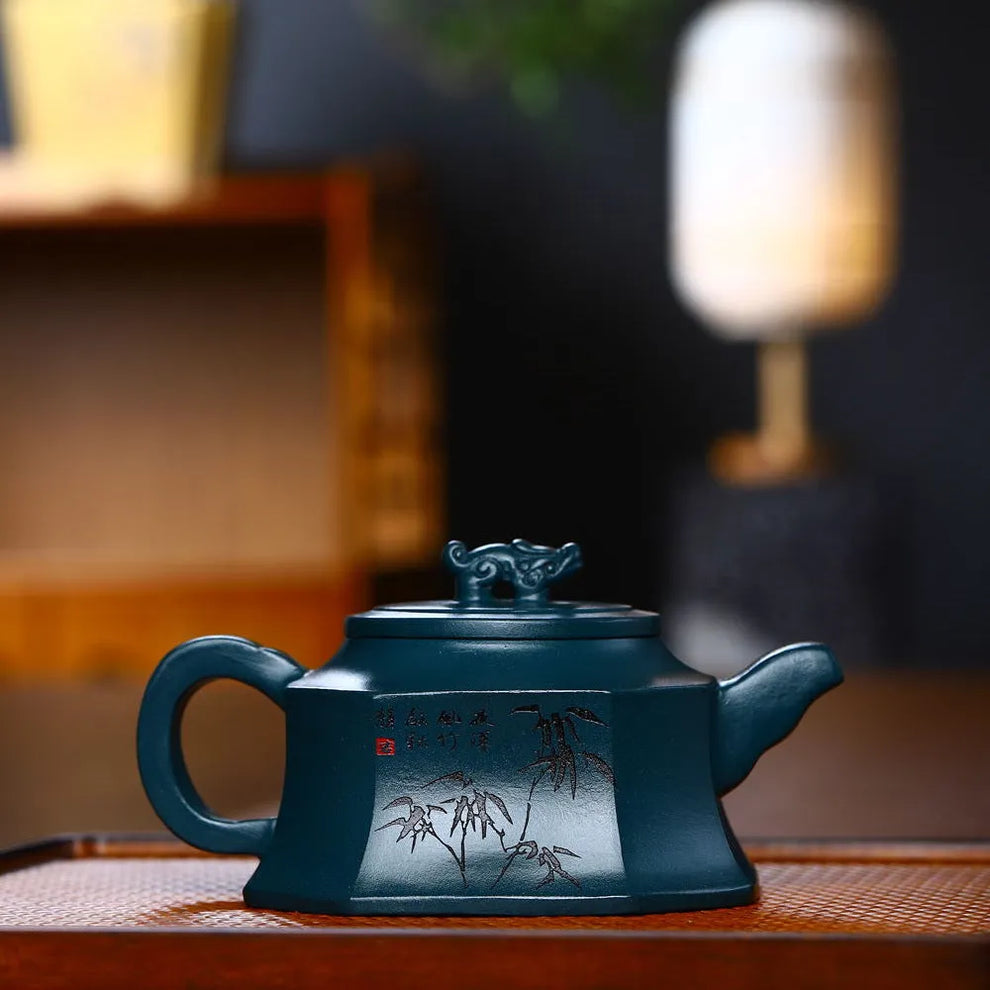 Yixing Zisha Teapot [The Dragon] (Tian Qing Ni - 220ml) – YIQIN TEA HOUSE 一沁茶舍